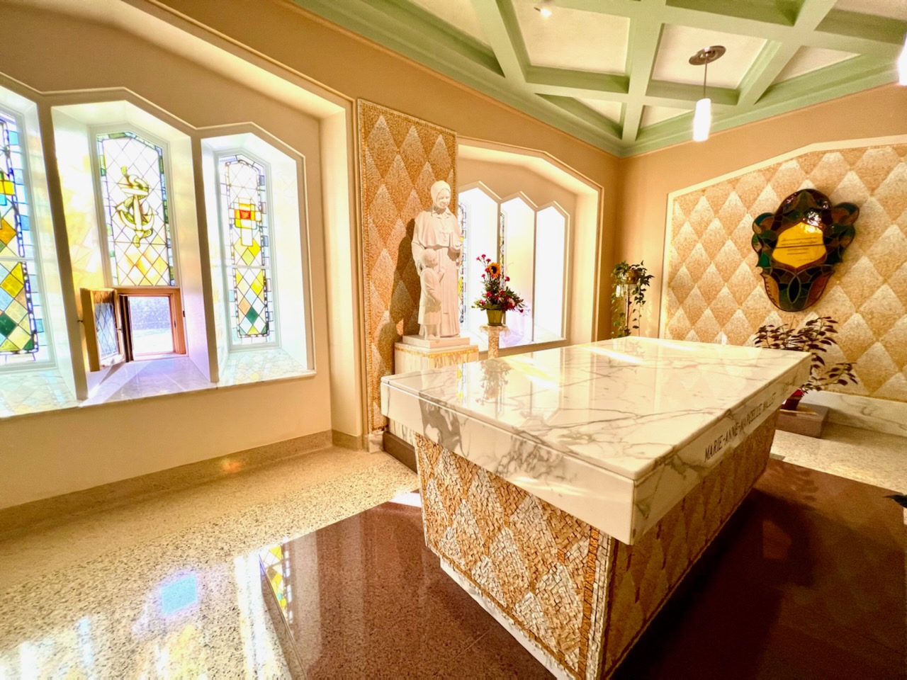 La vénérable Marcelle Mallet | Histoire Sainte du Canada